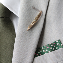 Gold Plated Feather Lapel Pin for Men's Suits – Tie Mood